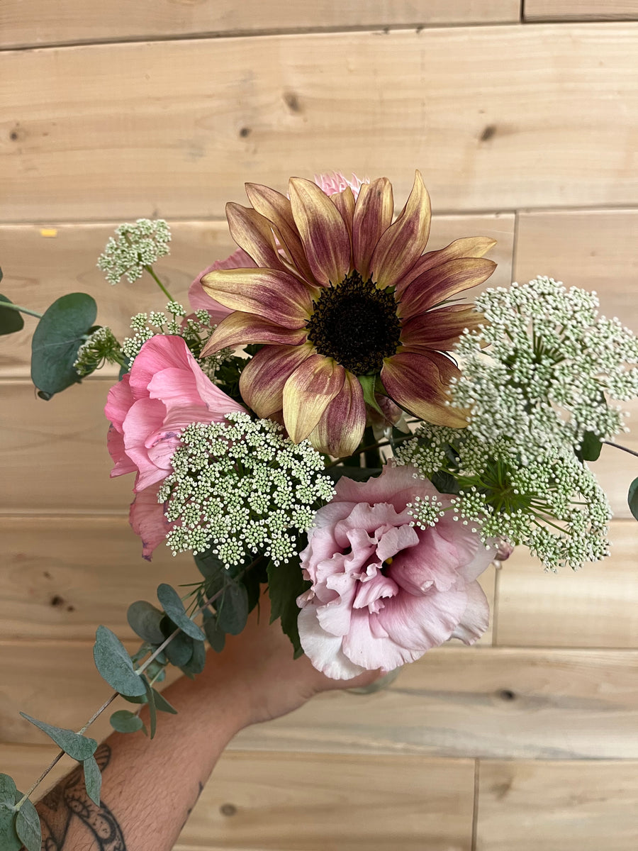 Happy Lil' Hand-Tied Bouquet Subscription – hanson road